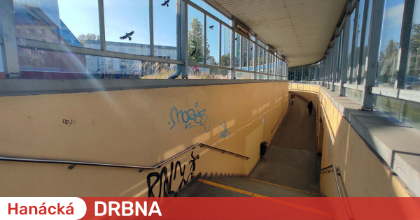 Zašlý podchod u pošty na Foerstově ulici v Olomouci čeká streetartová ...