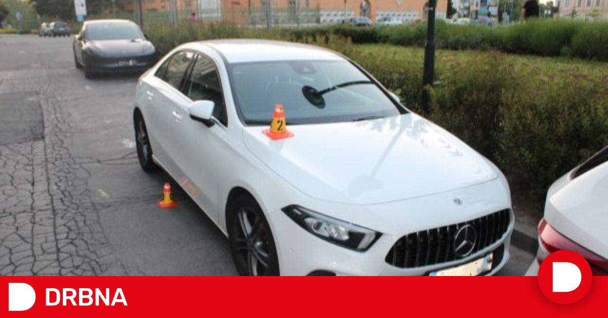 Opilý starší cyklista poškodil v Prostějově mercedes. Jela s ním i ...