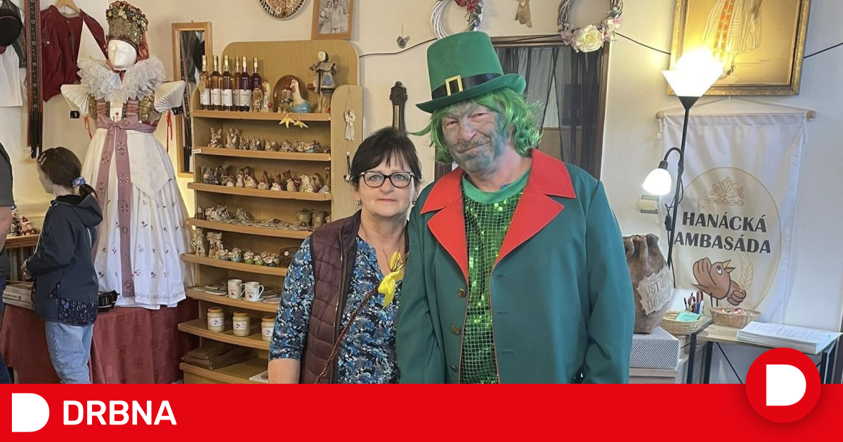 Hanácká ambasáda končí na zámku v Čechách pod Kosířem. Pokračování je ...